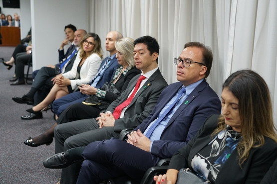 :: Ajufe - Diretoria da Ajufe participa da posse de novos ...